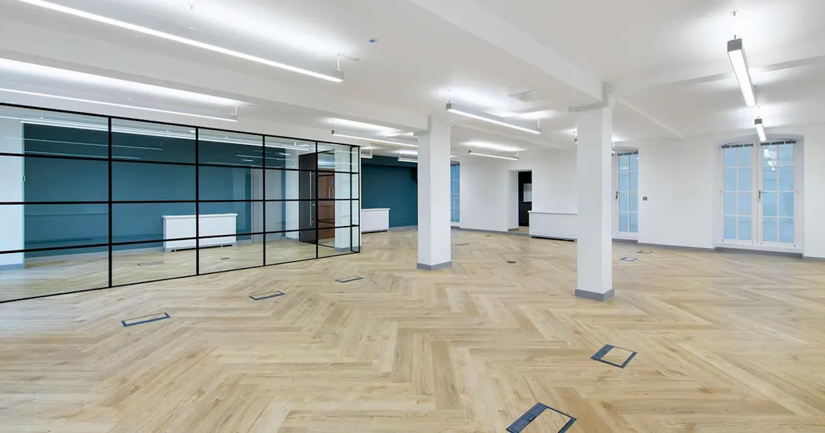 Workspace - Victoria - 1 Castle Lane | Rent this office space with Hubble