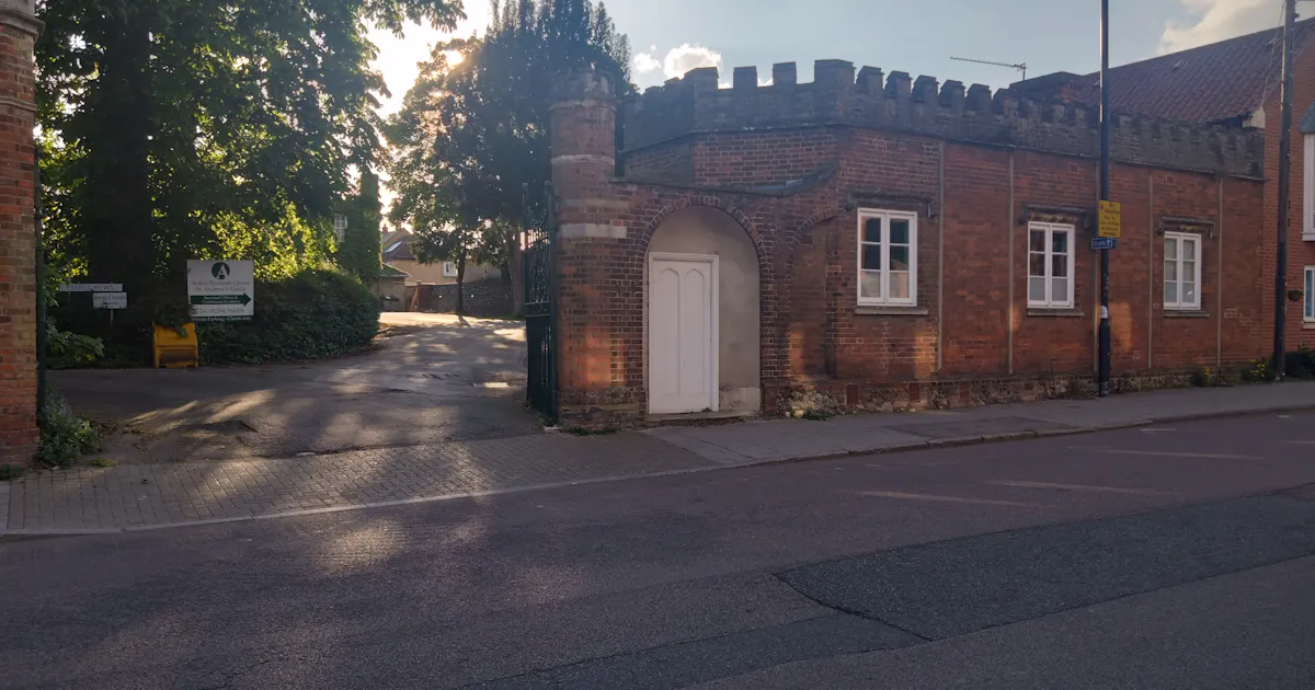 The Gatehouse | Rent this office space with Hubble