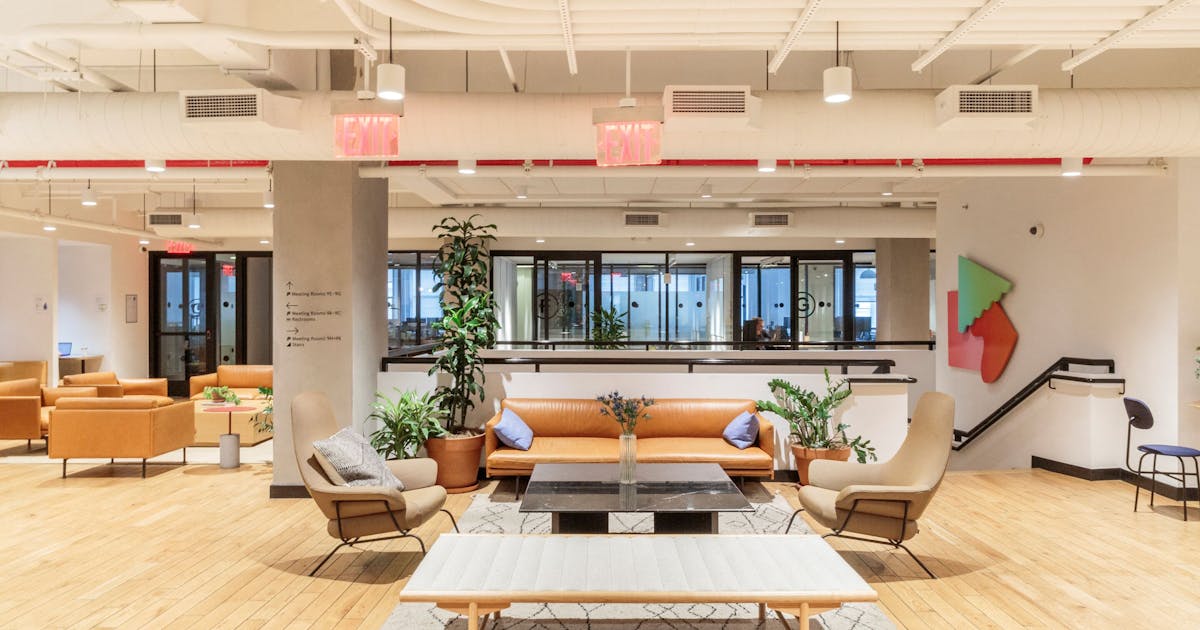 WeWork - 500 7th Avenue | Rent this office space with Hubble