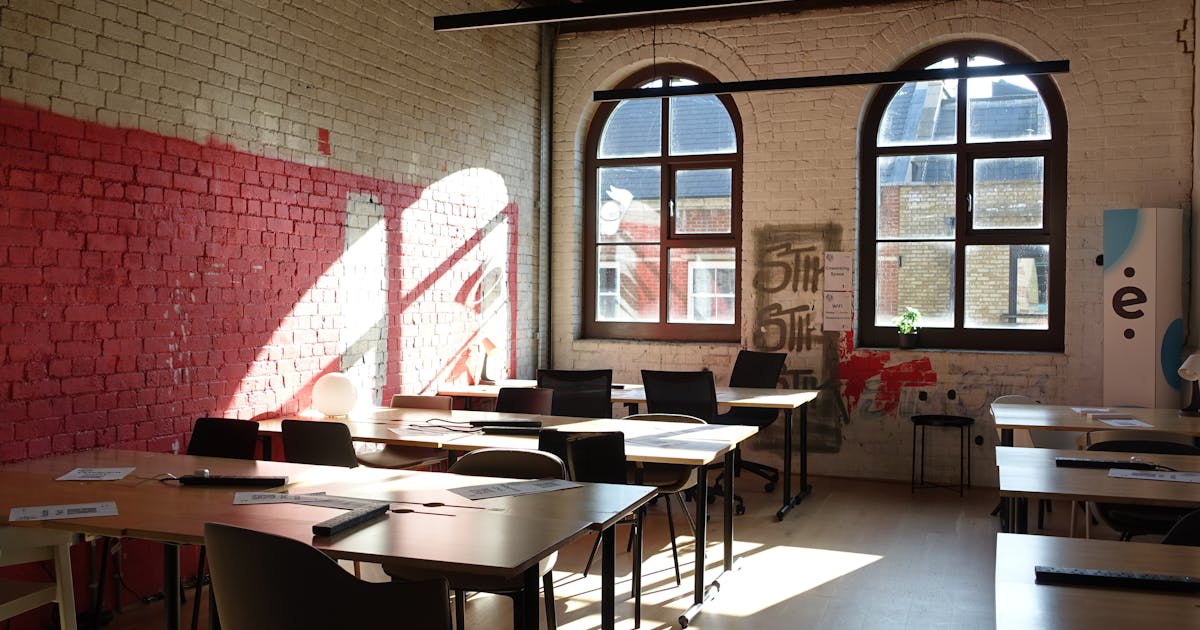 Encode Hub | Book your workspace with Hubble On-Demand