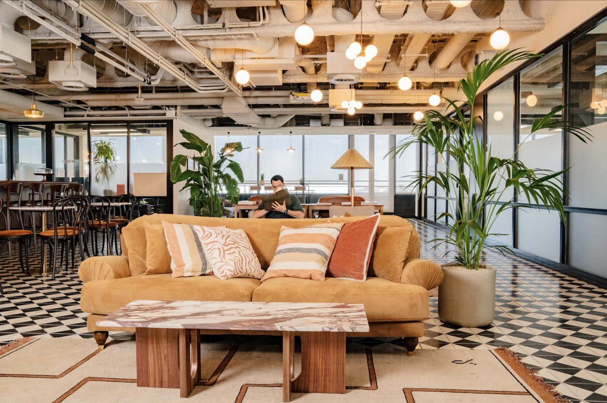 Explore office space to rent in London | Hubble