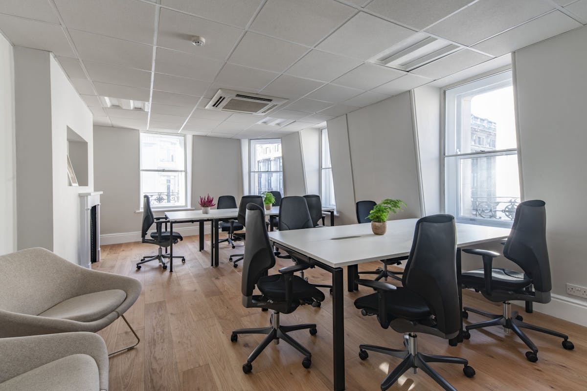 Serviced Office Space & Desks to Rent in London | HubbleHQ