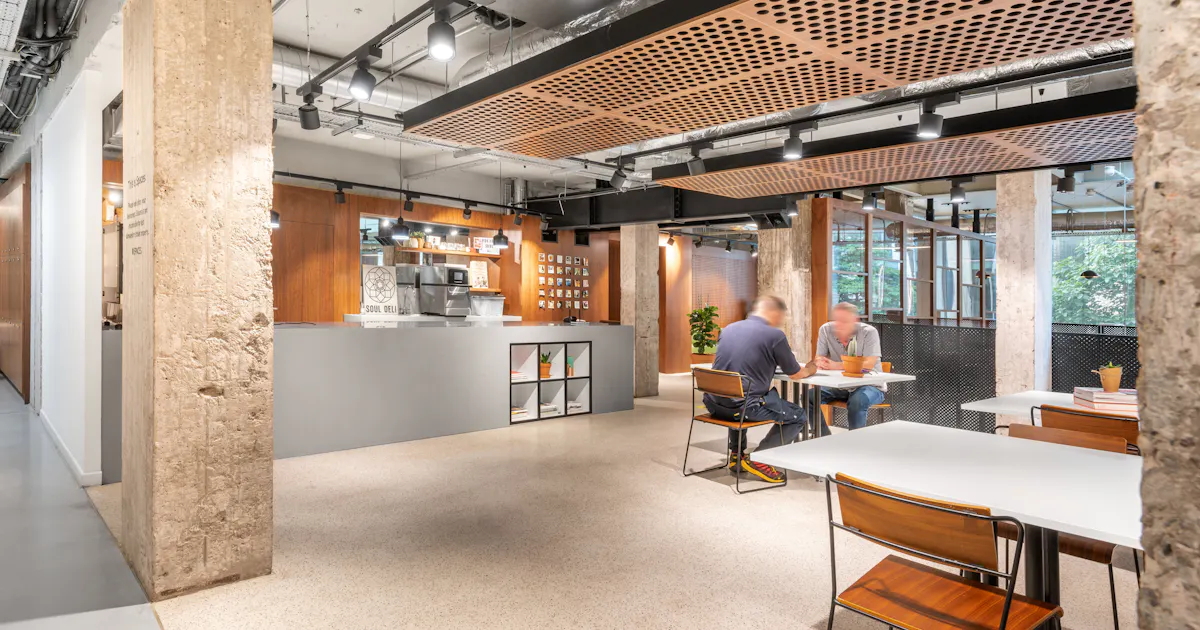 Spaces - Manchester - Peter House | Rent this office space with Hubble