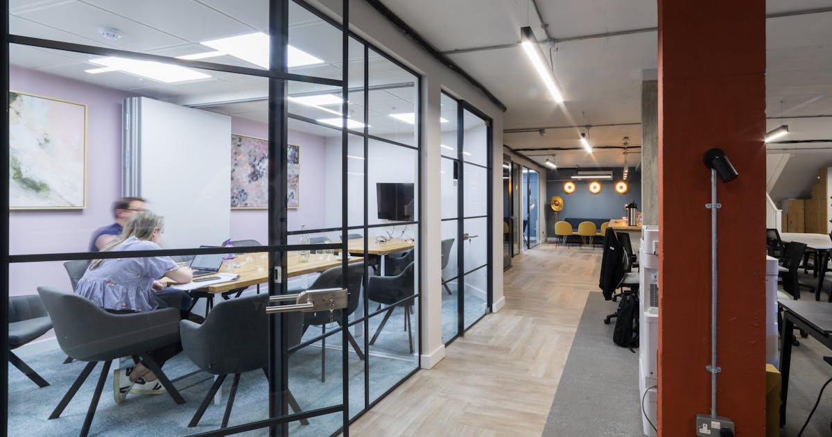 HomeWork Workspace - Southfields | Rent this office space with Hubble