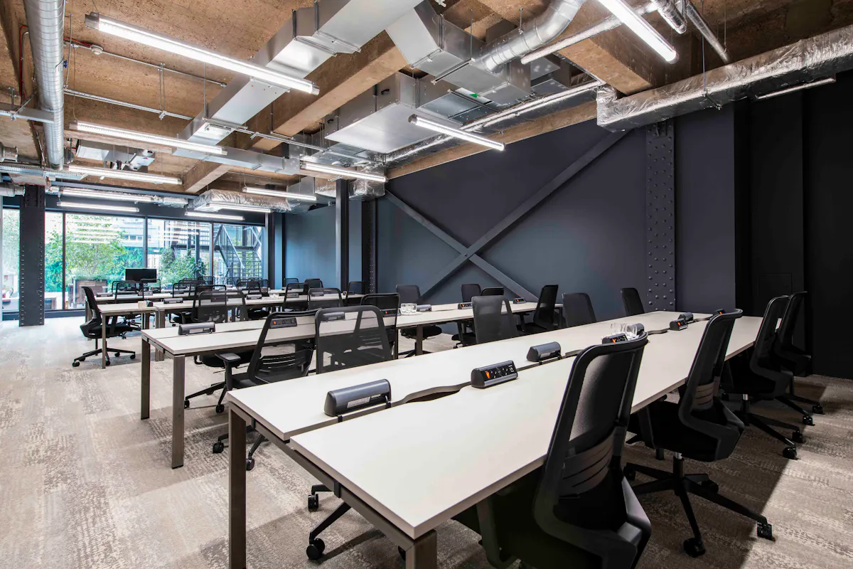 Serviced Office Space & Desks to Rent in London | Hubble